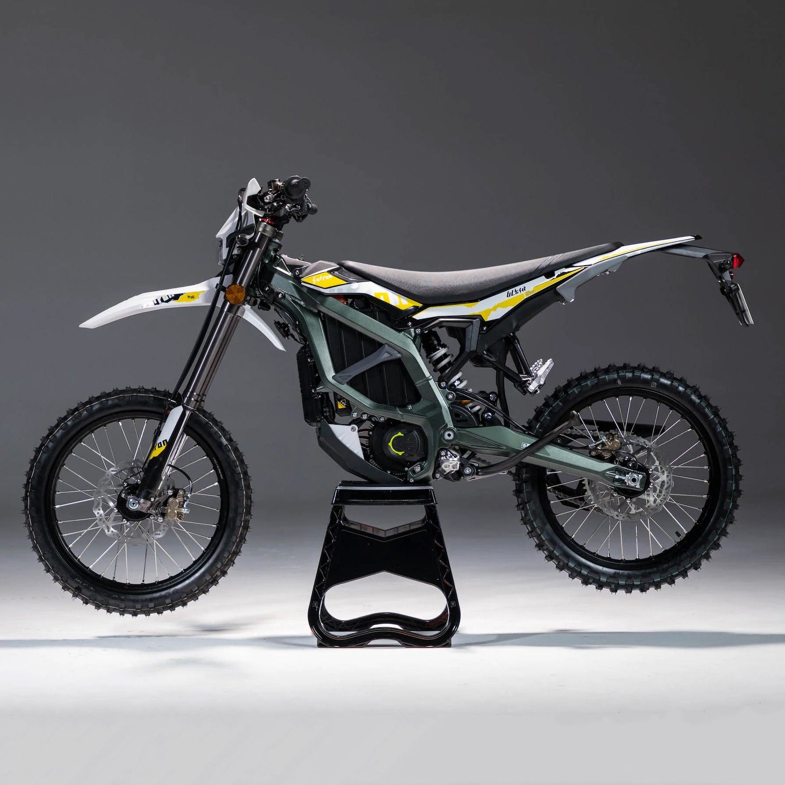 SurRon Ultra Bee Dirt E-Bike – Scooteroo Perth Pty Ltd
